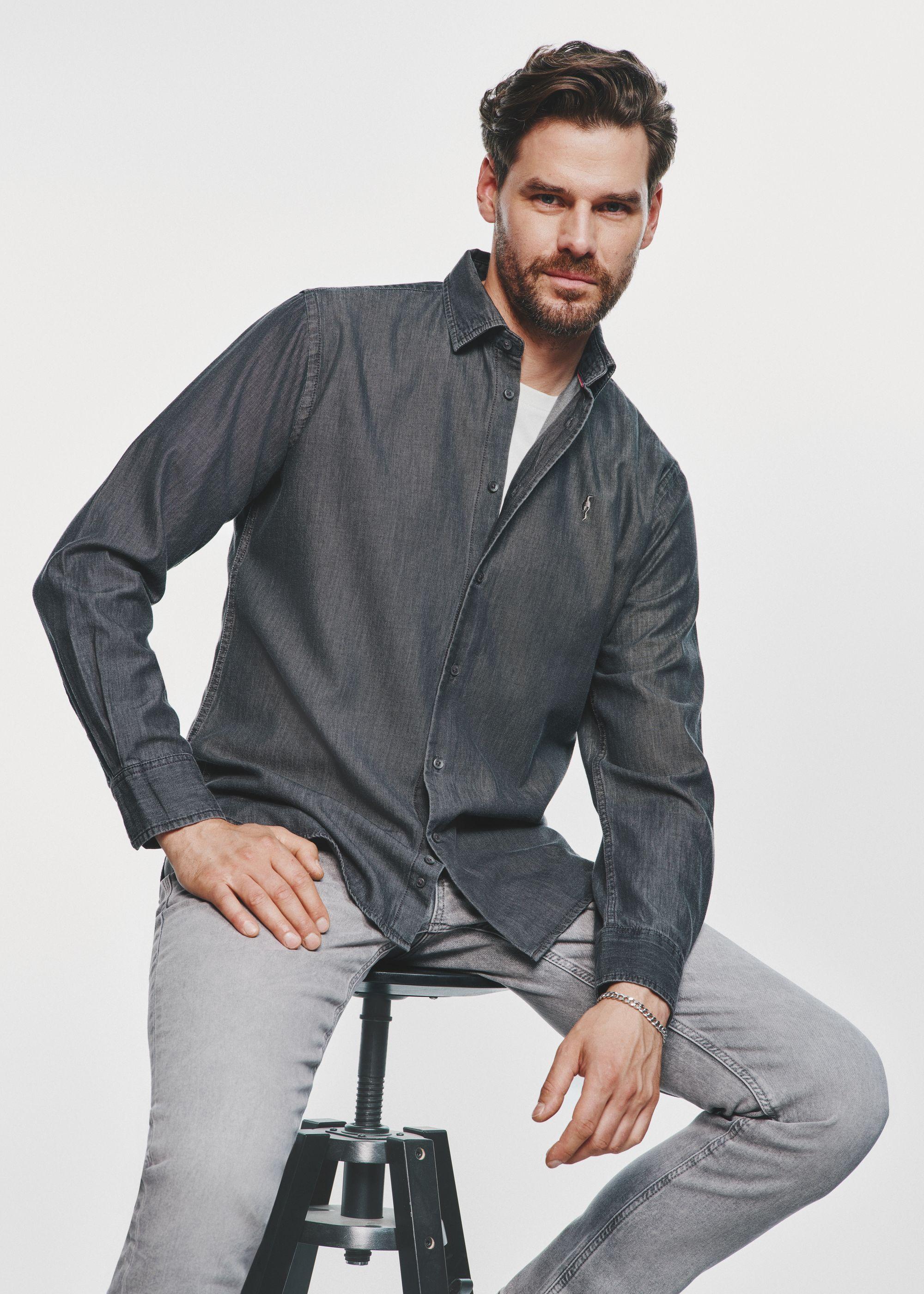 Сіра чоловіча сорочка KOSMT-0331-91(Z24) | OCHNIK